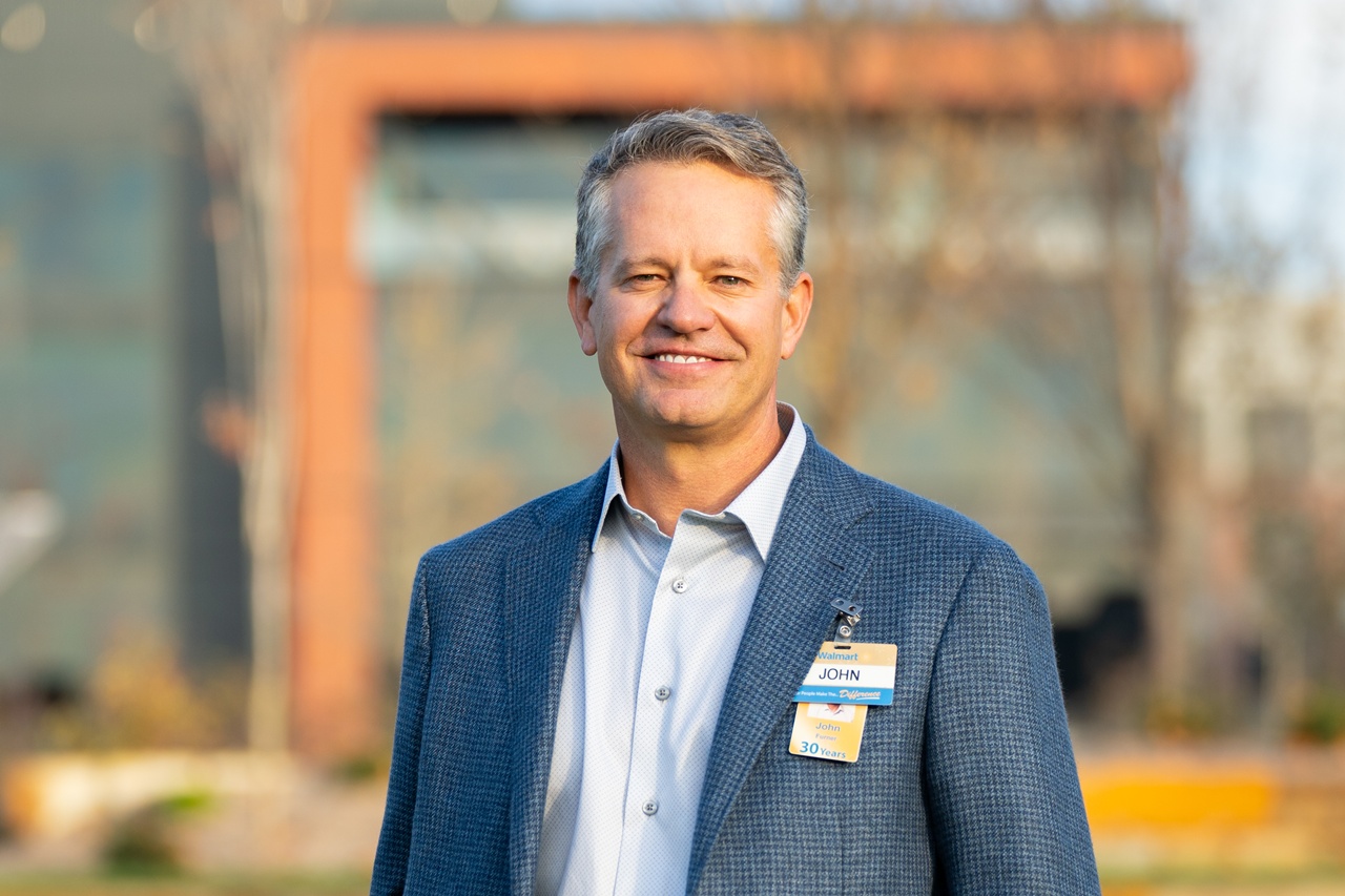 ¿Quién es John Furner, nuevo director ejecutivo de Walmart? - Mundo ...
